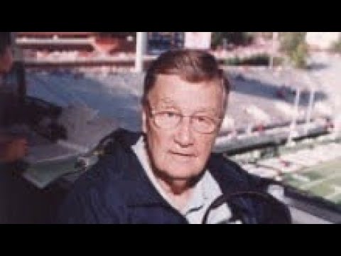The Original Voice of the Georgia Bulldogs: A Tribute to Larry Munson ...