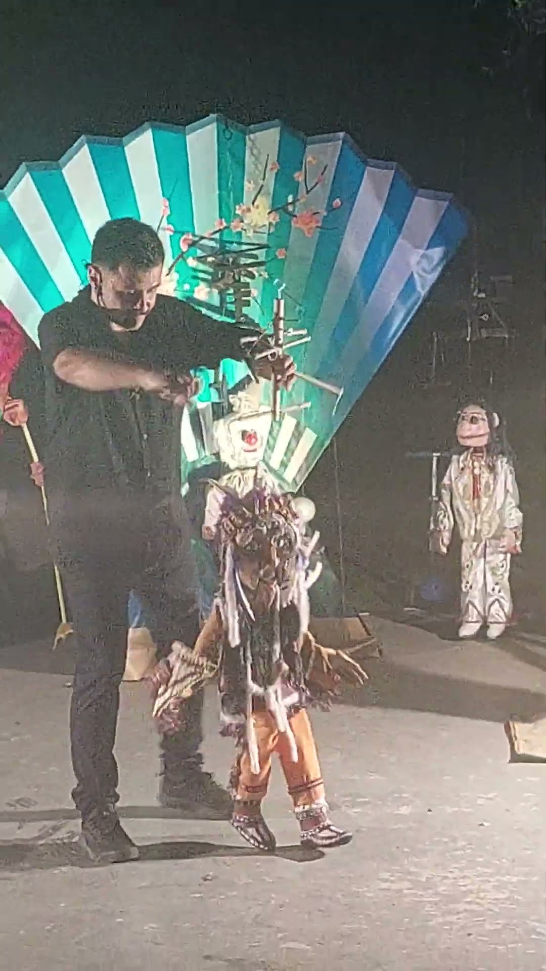 Native American Puppet - YouTube