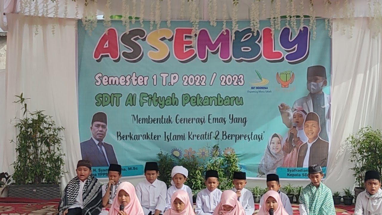 Assembly SD IT Al Fityah - YouTube