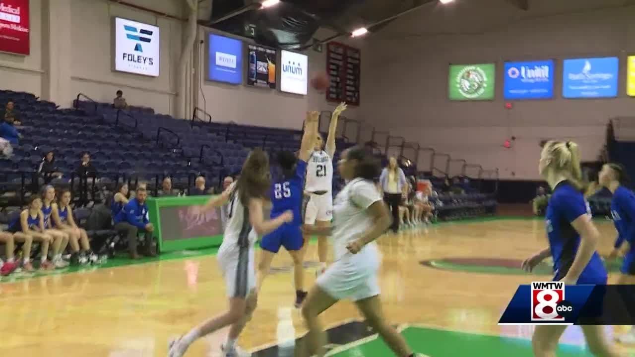 Portland girls win first basketball game of the season - YouTube