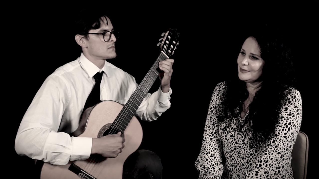 Un Mazzo Di Fiori- Guitar and Voice- Performed Jennifer Vallefuoco and ...