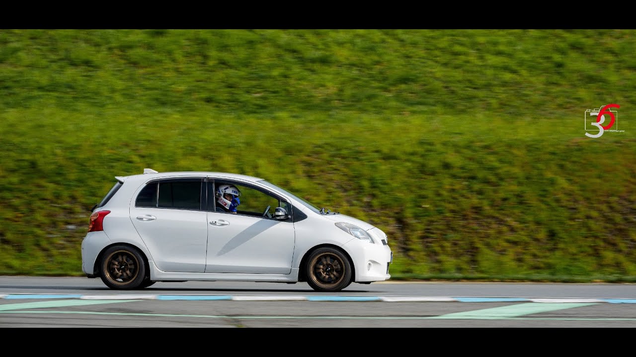Toyota Vitz RS TRD Turbo M and Honda FIt Battle VIMC Vancouver Island ...