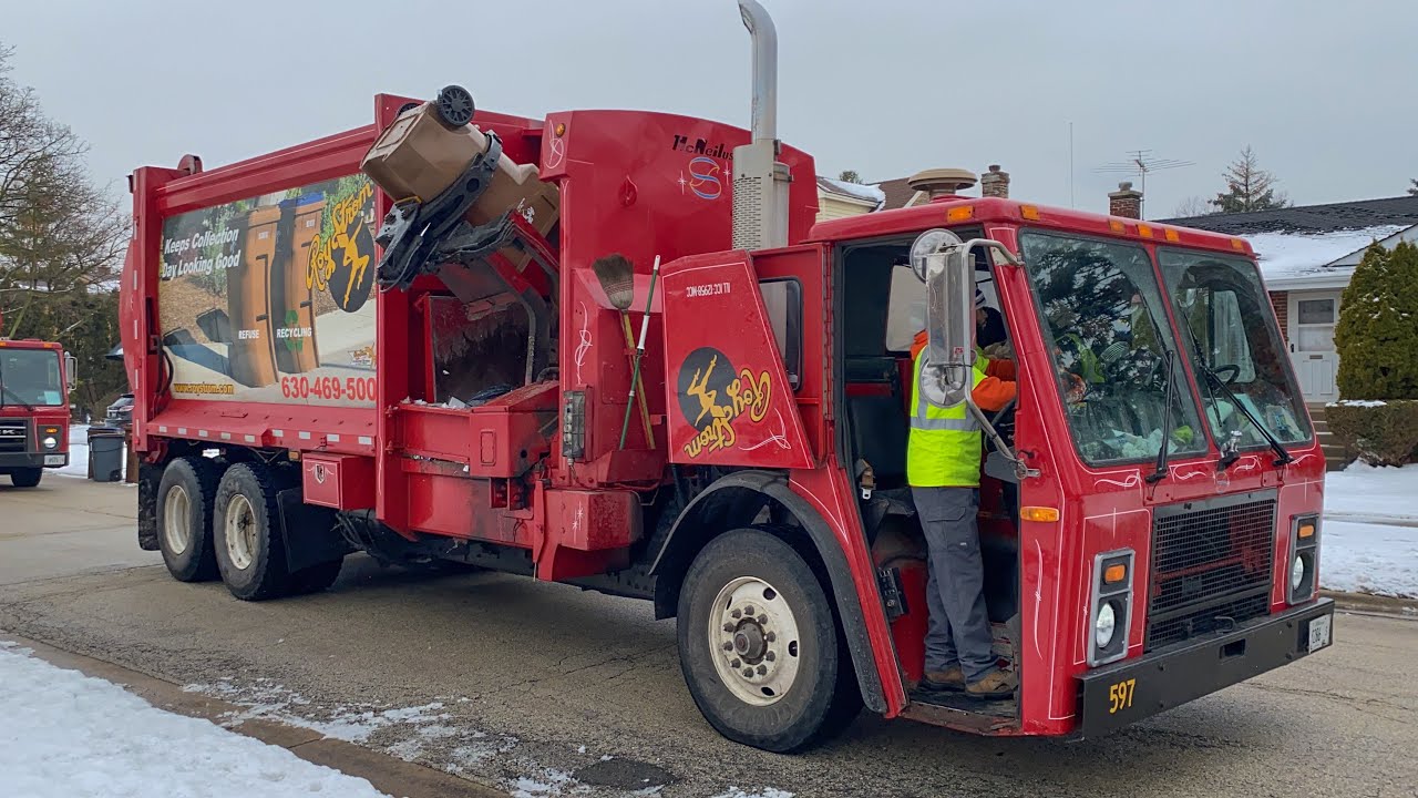 2 Roy Strom Mack McNeilus MA Garbage Trucks in the Snow! - YouTube