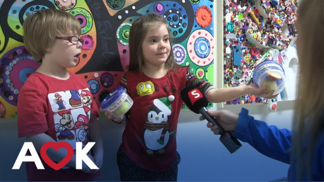 Act of Kindness: Kids remind us how to be kind - YouTube