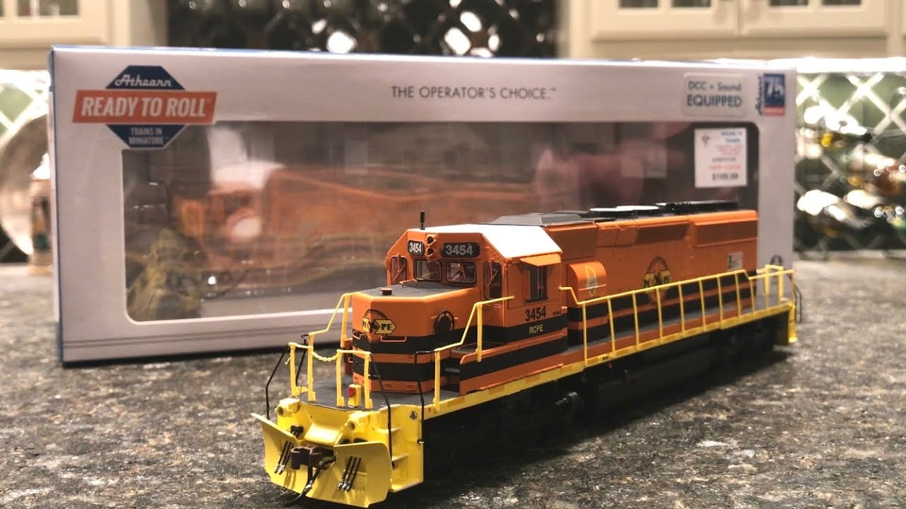 Product Review- HO Athern RTR SD40-2 DCC Sound - YouTube