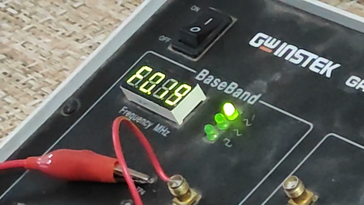 4.SPECTRUM ANALYZER FOR AM &FM - YouTube