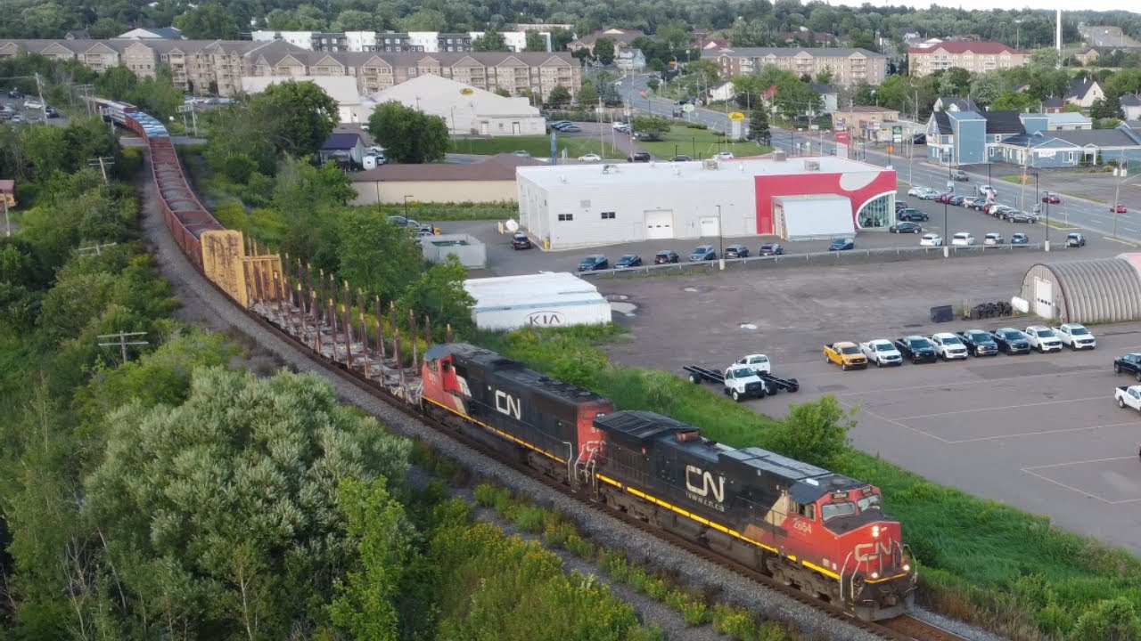 Awesome Aerial 4K View! Long manifest Train CN 507 w/Ballast Hoppers ...