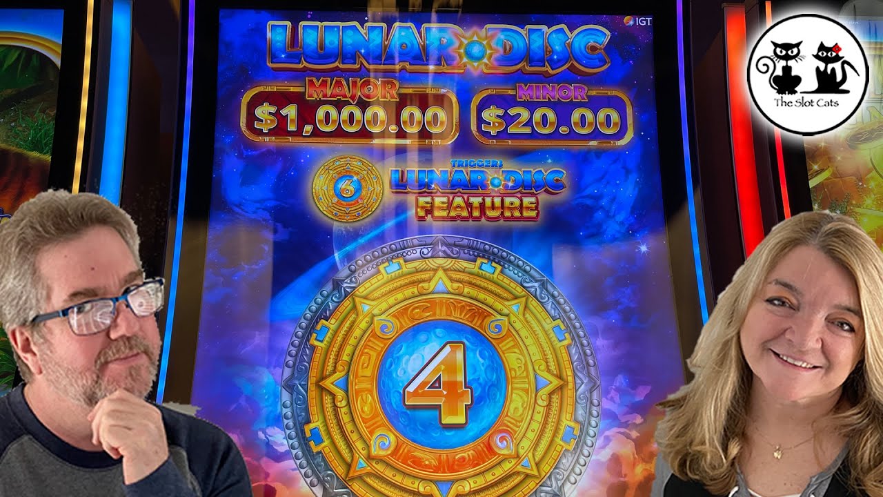 FIRST TIME PLAYING LUNAR DISC! THE BONUS IS LIFE - YouTube