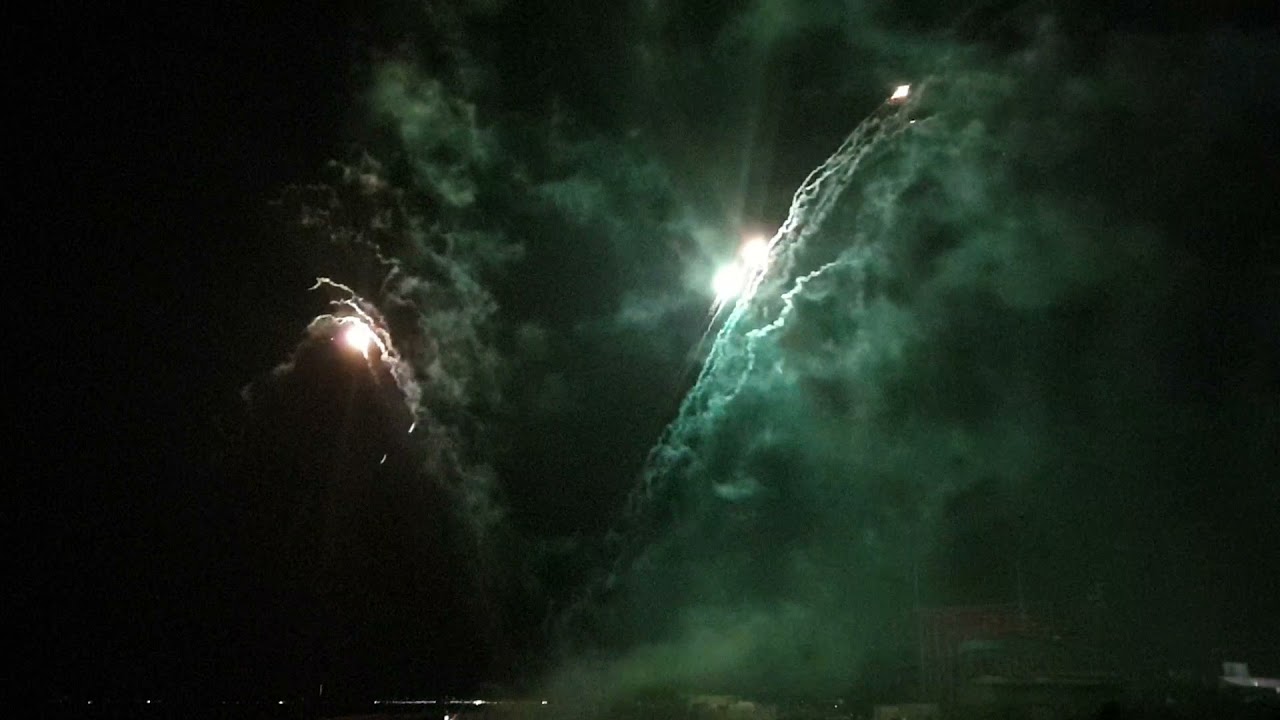 Hayling Island funland fireworks 2021 - YouTube