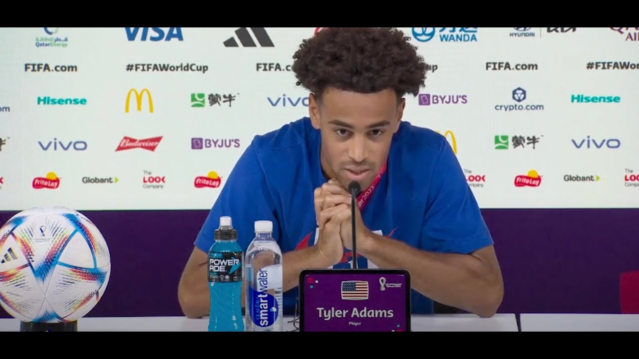 Tyler Adams responds calmly to Iranian journalist about racism - YouTube