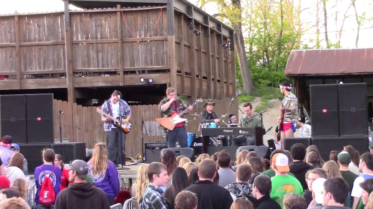 Triangle MST IFC Greek Sing 2016 - YouTube