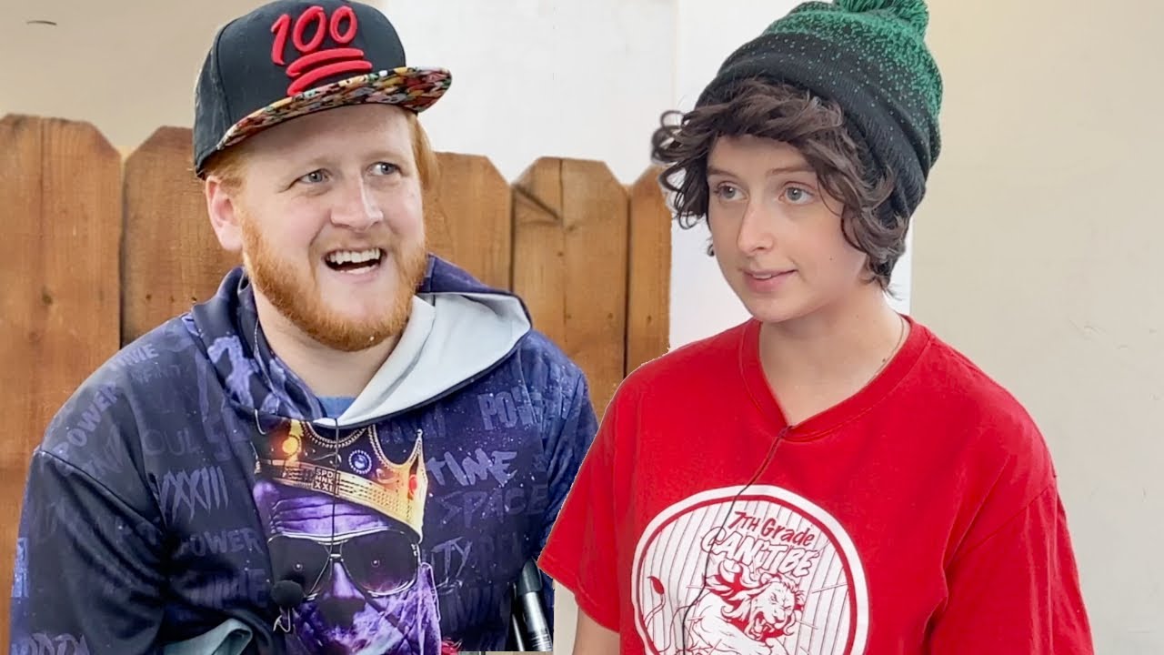 Seeing your Friend again the First day of School - YouTube