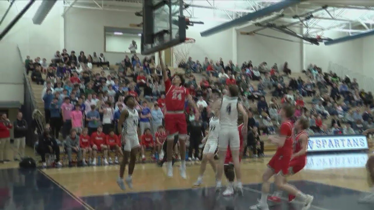 North Scott Lancers basketball slams Pleasant Valley Spartans 54-49 ...