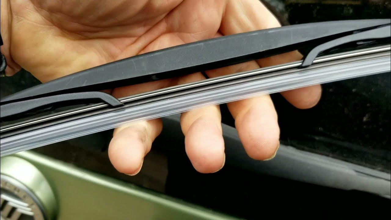 How to replace rear wiper blade Ford Escape Mercury Mariner - YouTube