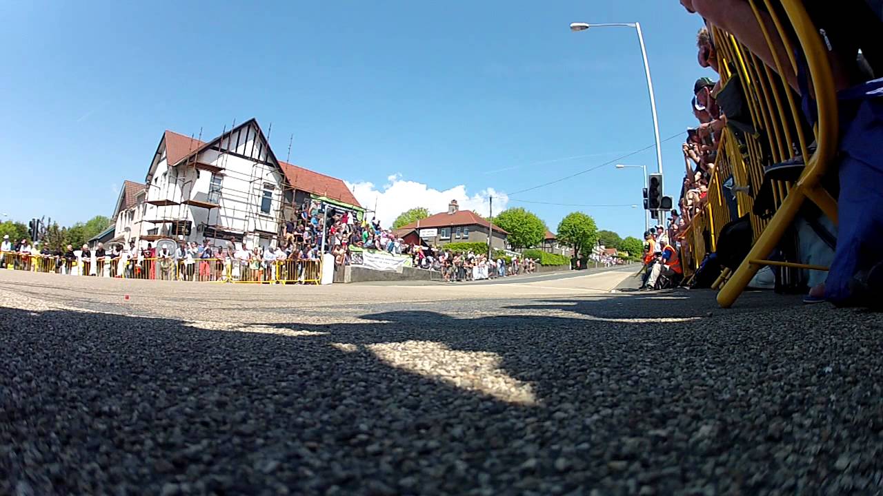 Isle of Man TT 2013 Senior TT Bray Hill - YouTube