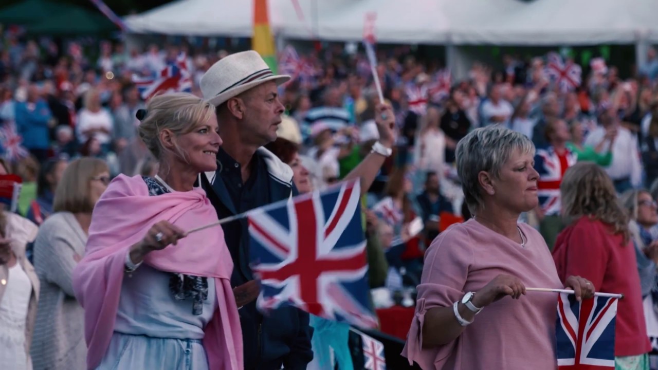 Leeds Castle Classical Concert - Preview Video 1 - YouTube