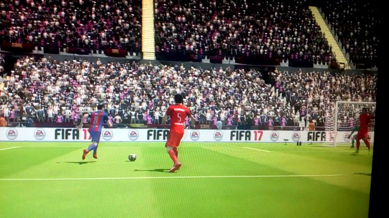 Suarez goal VS Psg - YouTube