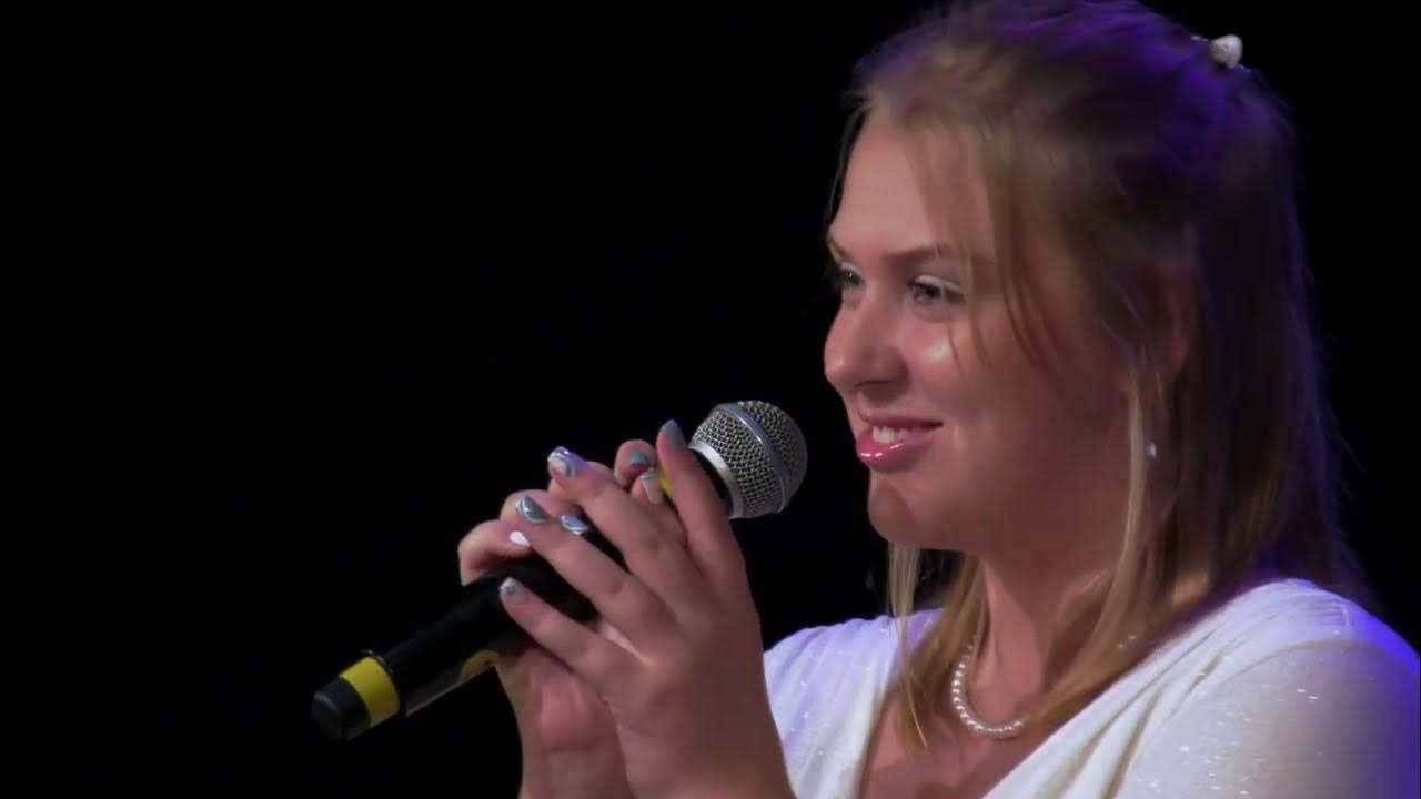Lovefool (cover Ksenia Elizabeth Kivonen) - YouTube