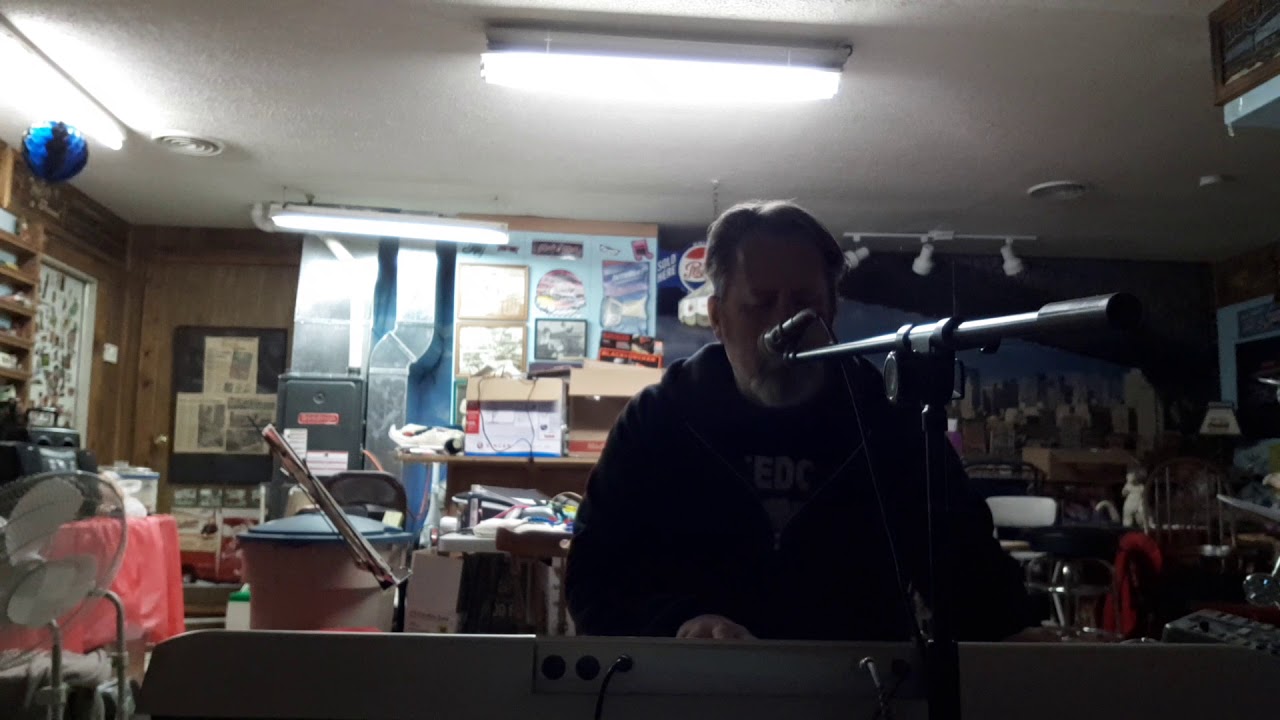 Dan christlieb playing Beth by kiss on keyboard - YouTube