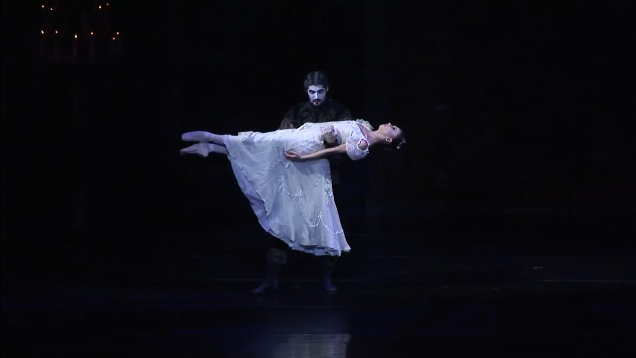 3 Dracula Ballet Versions You Must See - YouTube