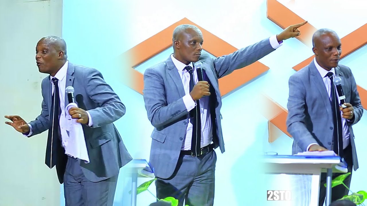 PASTOR NIYONSABA // ADUHAYE UBUHAMYA BUKOMEYE TURUMIRWA - YouTube