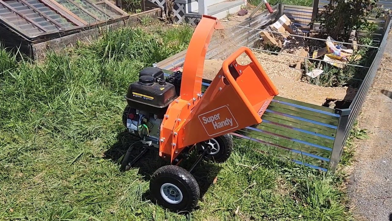 Super Handy Wood Chipper - YouTube