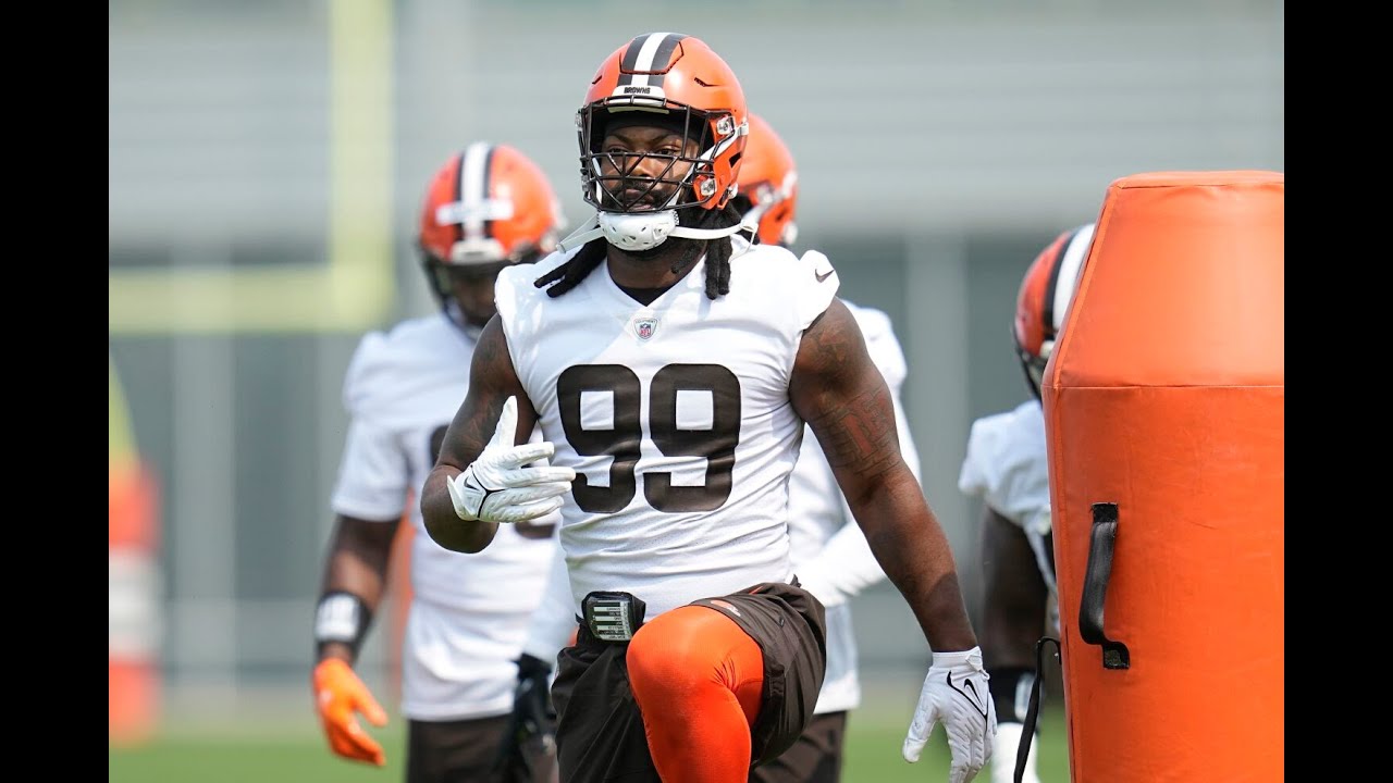 What Za'Darius Smith Brings to the Browns That Myles Garrett Doesn't - Sports4CLE, 7/19/23 - YouTube