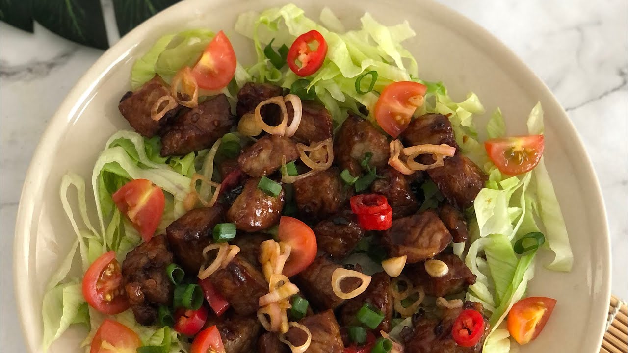 How to Cook Bo Luc Lac (Recipe Video) - YouTube