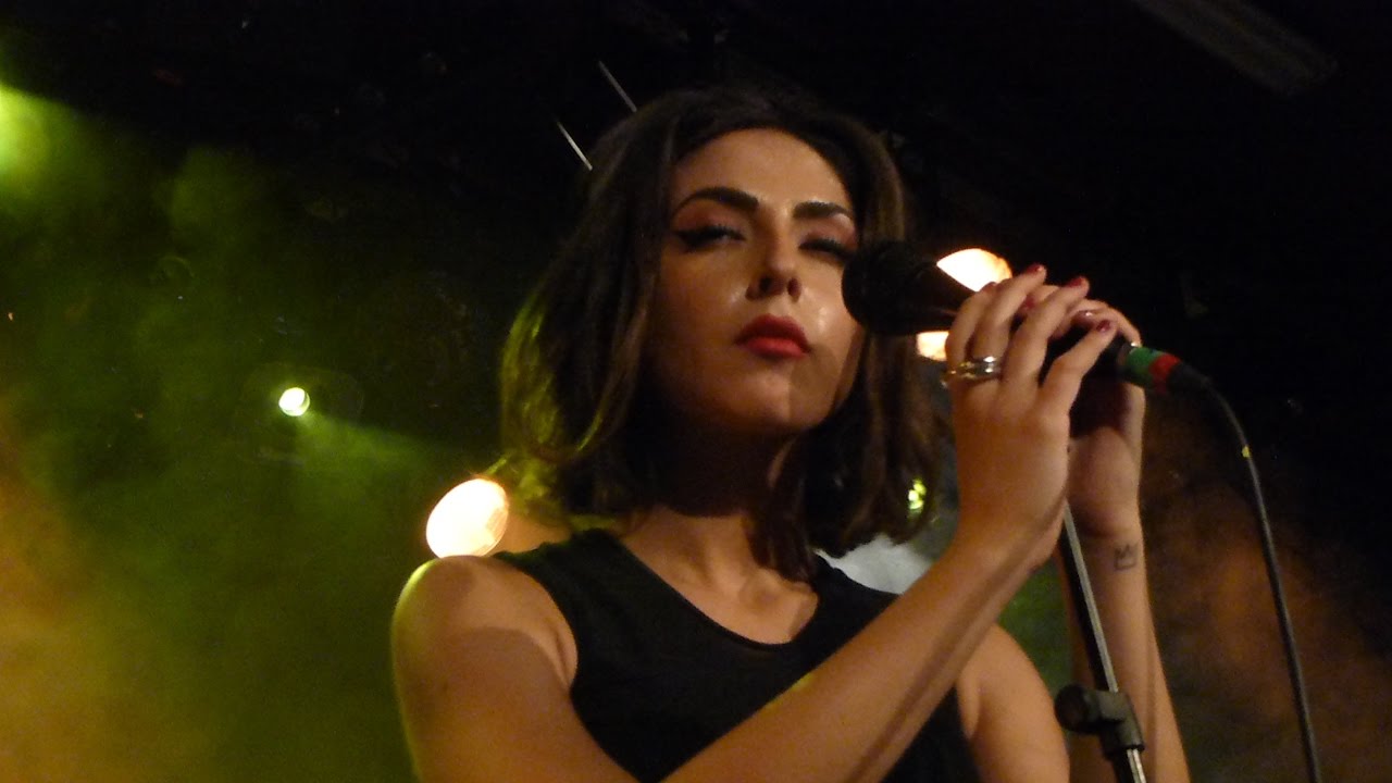 Anna Kova - Needed you - Live Paris 2016 - YouTube