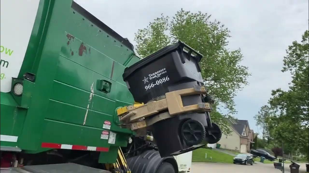 Waste Management Heil Python AutoCar ACX running on manual trash - YouTube