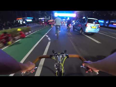 Balap Jadul dan Commuter bike gowes Night together, Tes Action cam Sony FDR X3000r Senja dan Malam