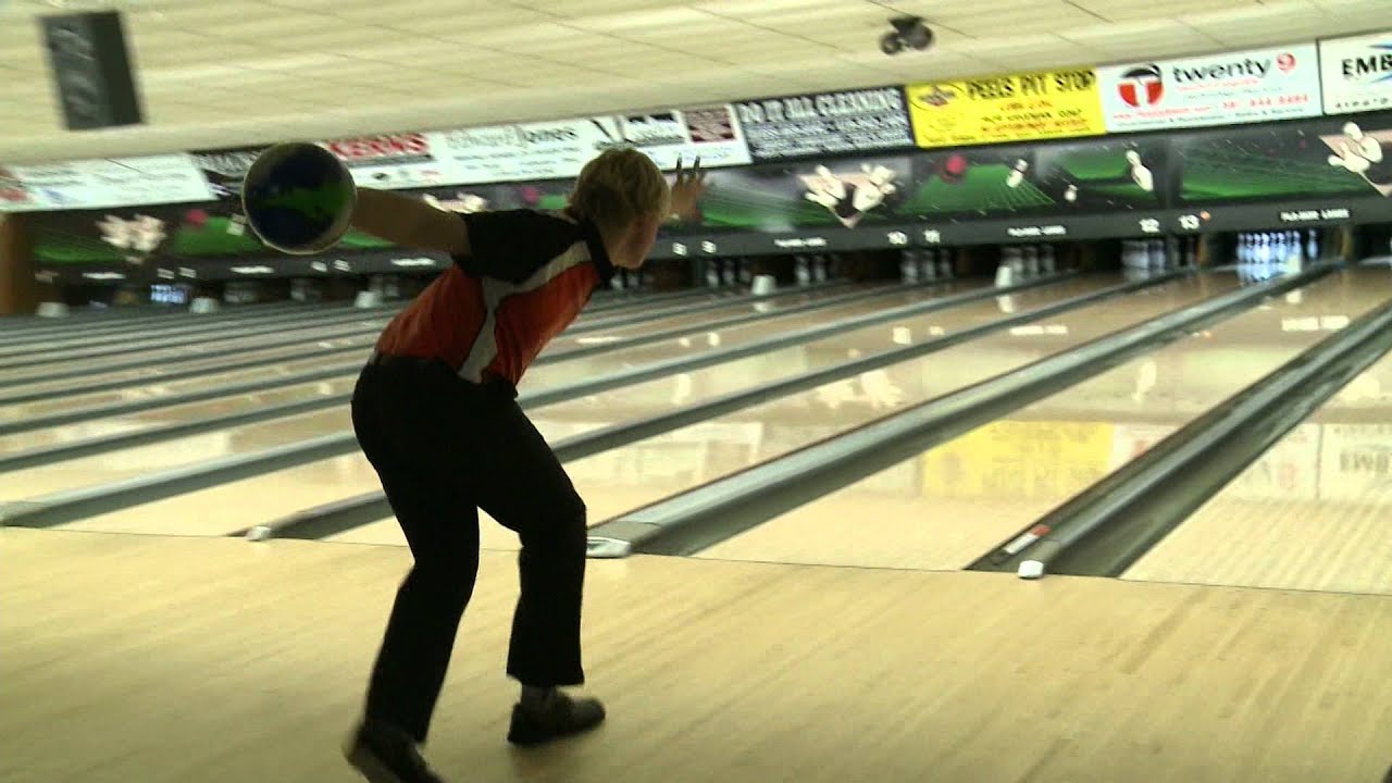 St Henry vs Coldwater Bowling - YouTube