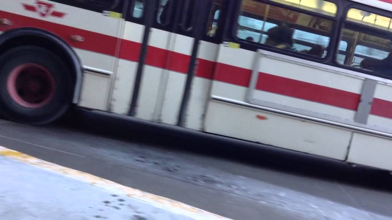TTC Orion V 9442 on Route 133 Neilson at Scarbrough Centre - YouTube