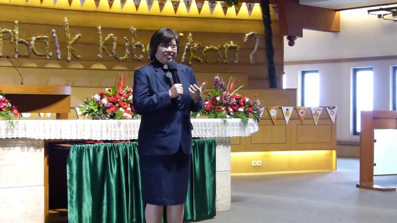 Khotbah Pdt. Linna Gunawan (GKI Kayu Putih) - Part One - YouTube