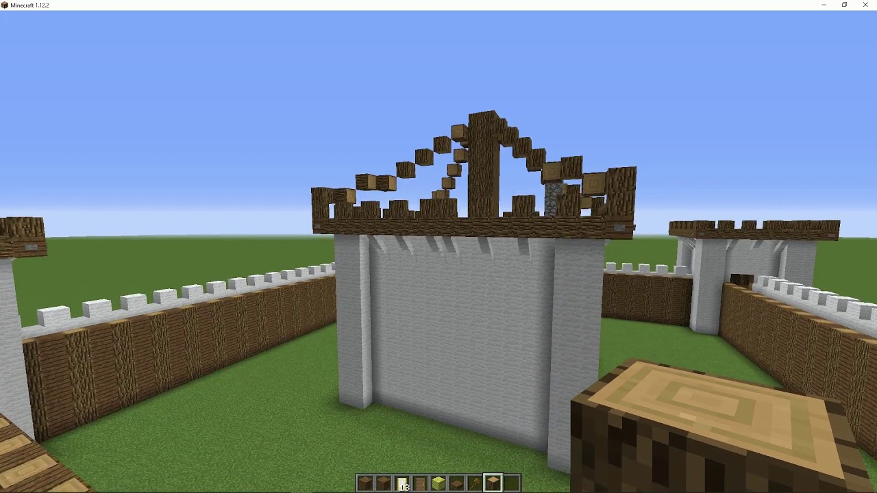 MINECRAFT - Finishing the Keep of a Wooden Castle - YouTube