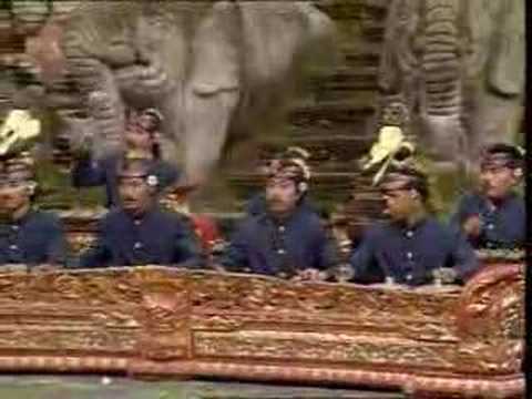 Semara Ratih plays Kala Kalingga - YouTube