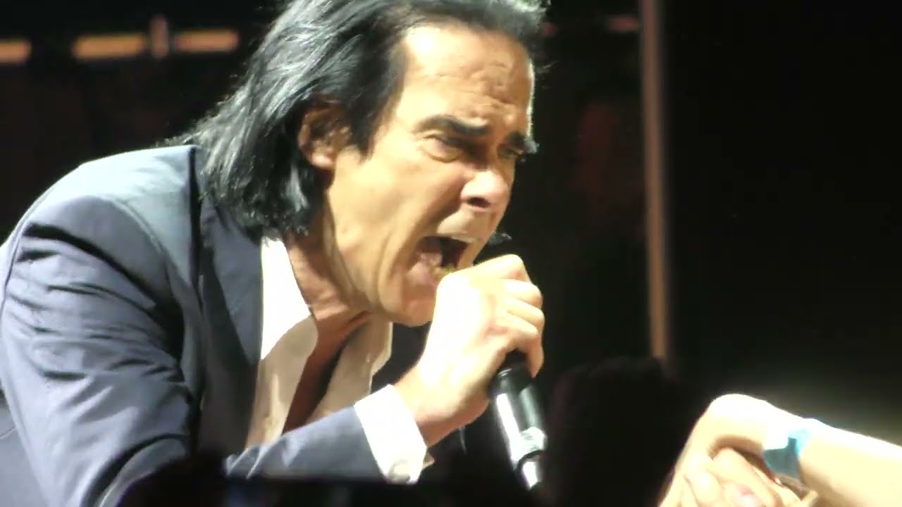 Nick Cave & the Bad Seeds - The Weeping Song Live Ergo Arena, Gdańsk ...