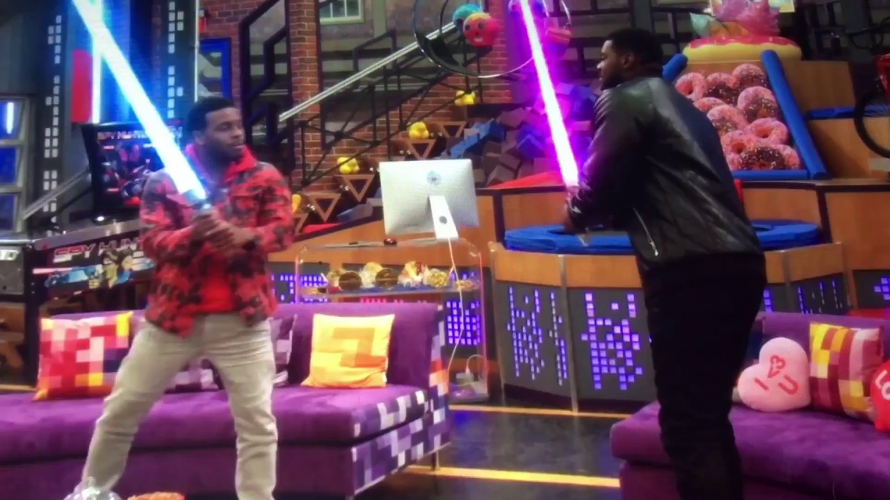 Game Shakers Double G vs Ruthless-Lightsaber fight - YouTube
