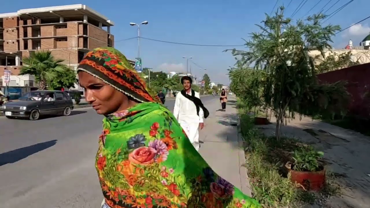 Pakistan - Walking tour of 6th Road- Rawalpindi 2022 - YouTube
