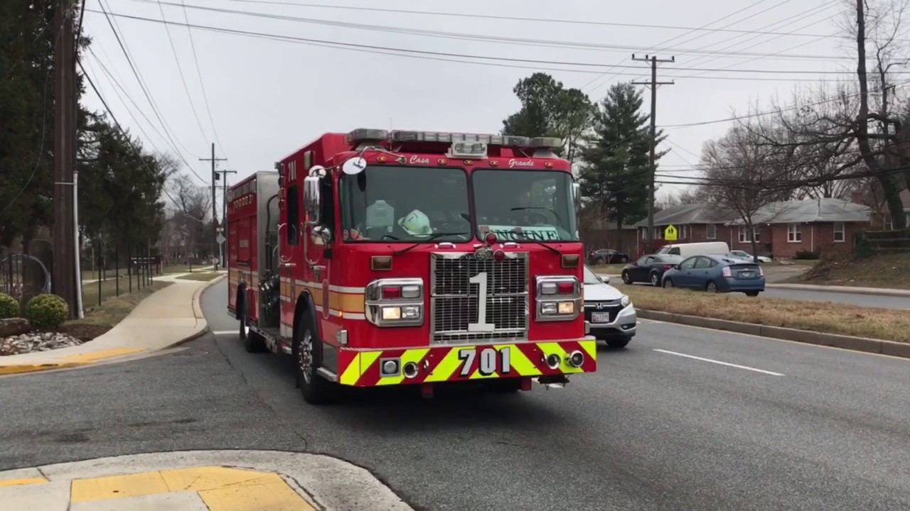 2008 MCFRS Paramedic Engine 701 Clearing 16box - YouTube