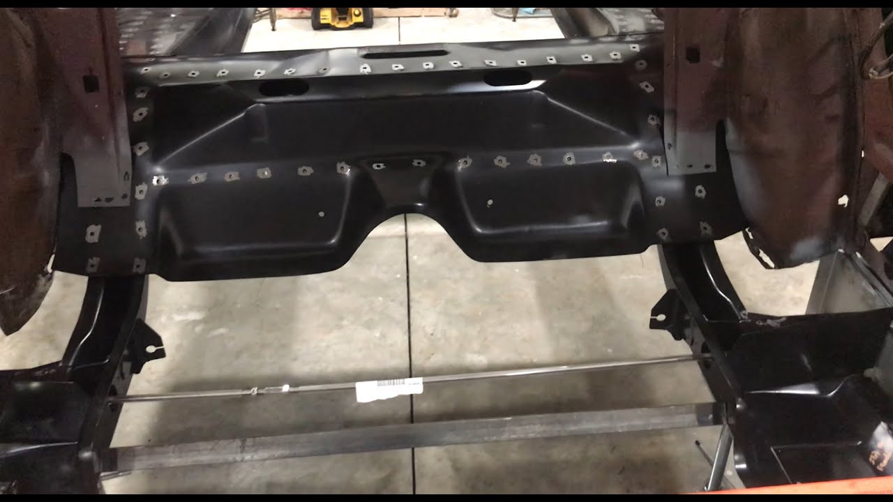 Installation of convertible inner rockers in a Mustang coupe (prep and ...