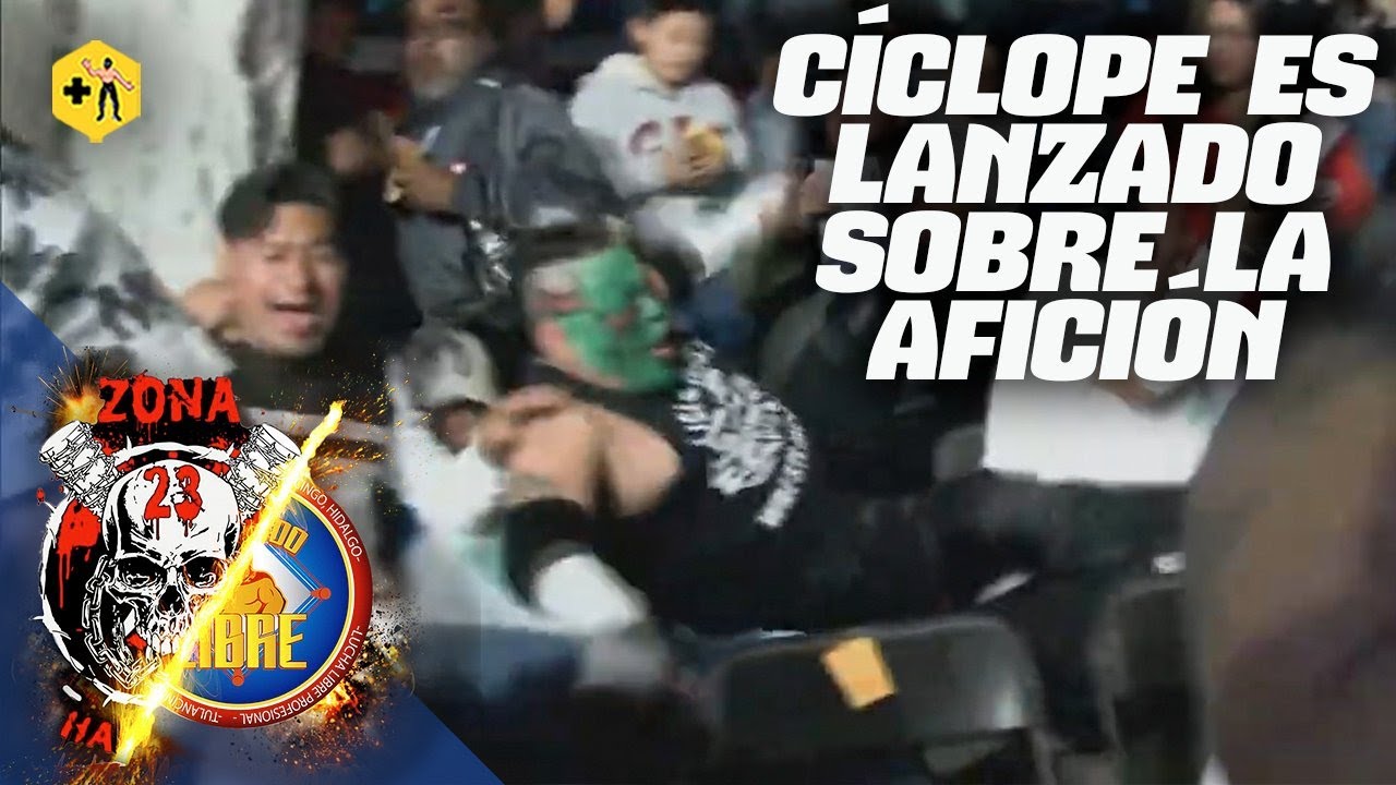 Cíclope es lanzado sobre un aficionado de las primeras filas: ¡Lucha de ...