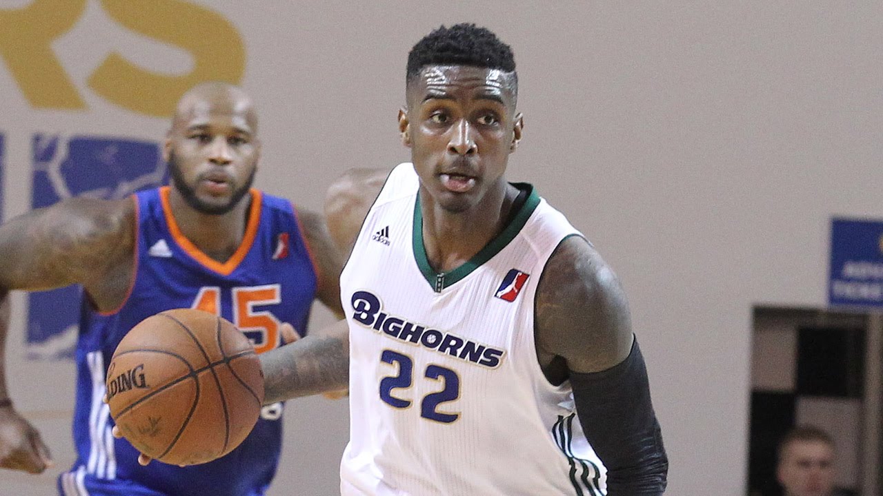 Quincy Miller stars at Showcase: 35 points (12/15 FG), 9 blocks, 8 ...