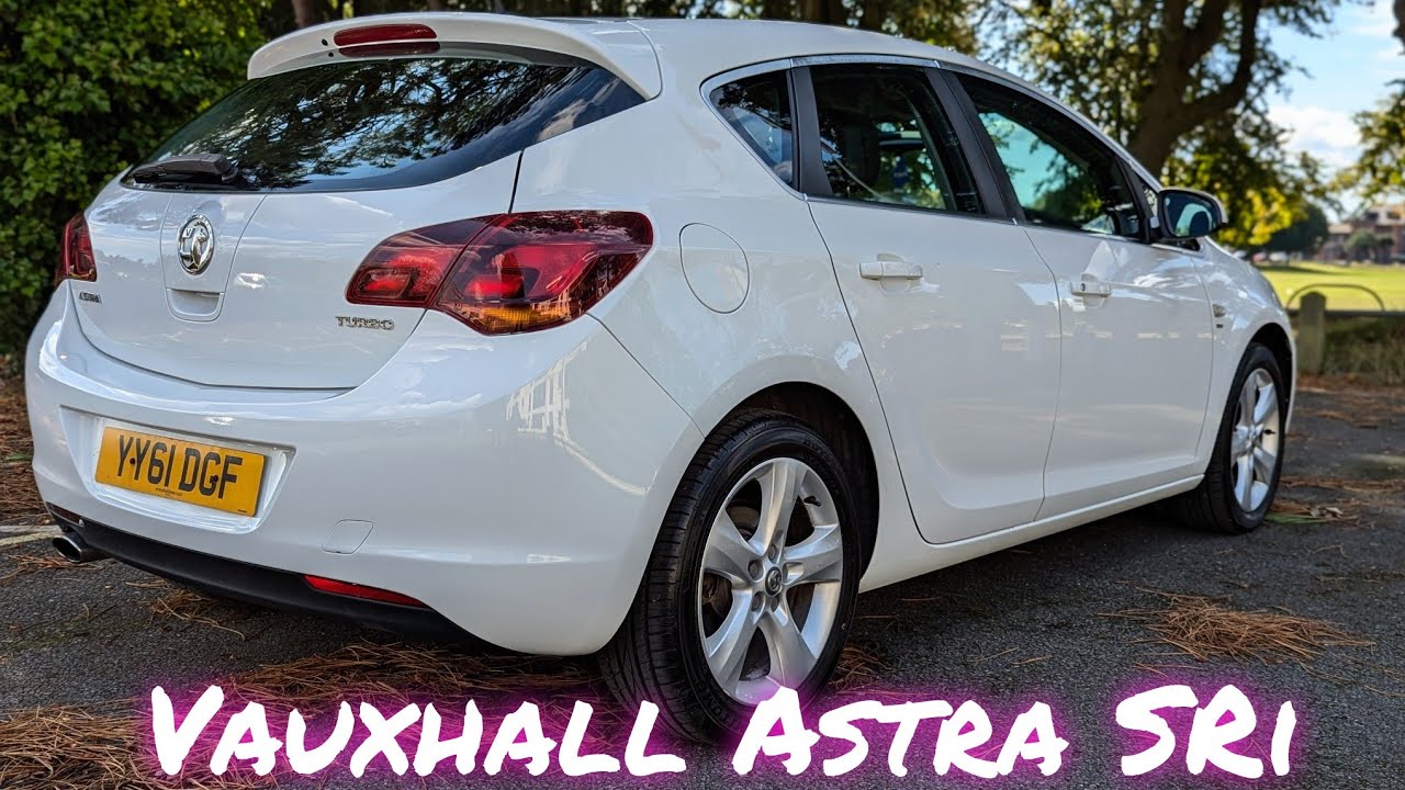 Vauxhall Astra SRi 2011 1.4T 16v - YouTube