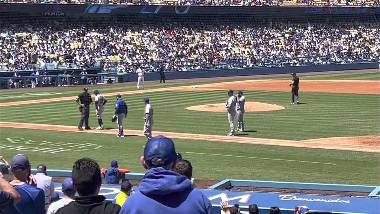 Mets @ Dodgers (4/19/23): Max Scherzer Gets Ejected After Foreign Substance Check - YouTube