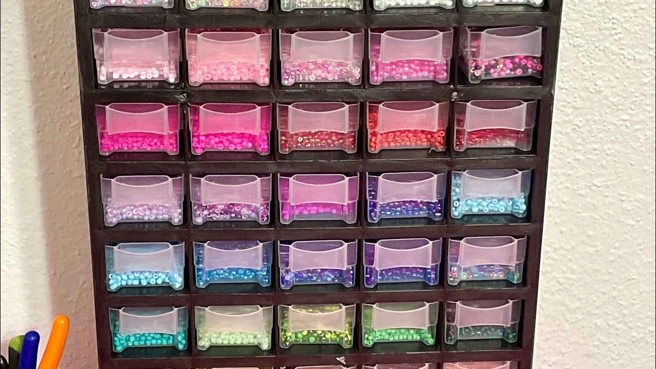 Organize Beads With Me!😃💖📿💎 #organization #preppy #beads # ...
