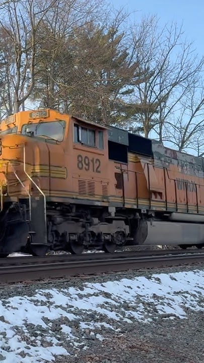 NS 4456 leads NS 22X through Manville NJ with WFRX 8912 Ex BNSF SD70MAC trailing 2/22/2024 - YouTube