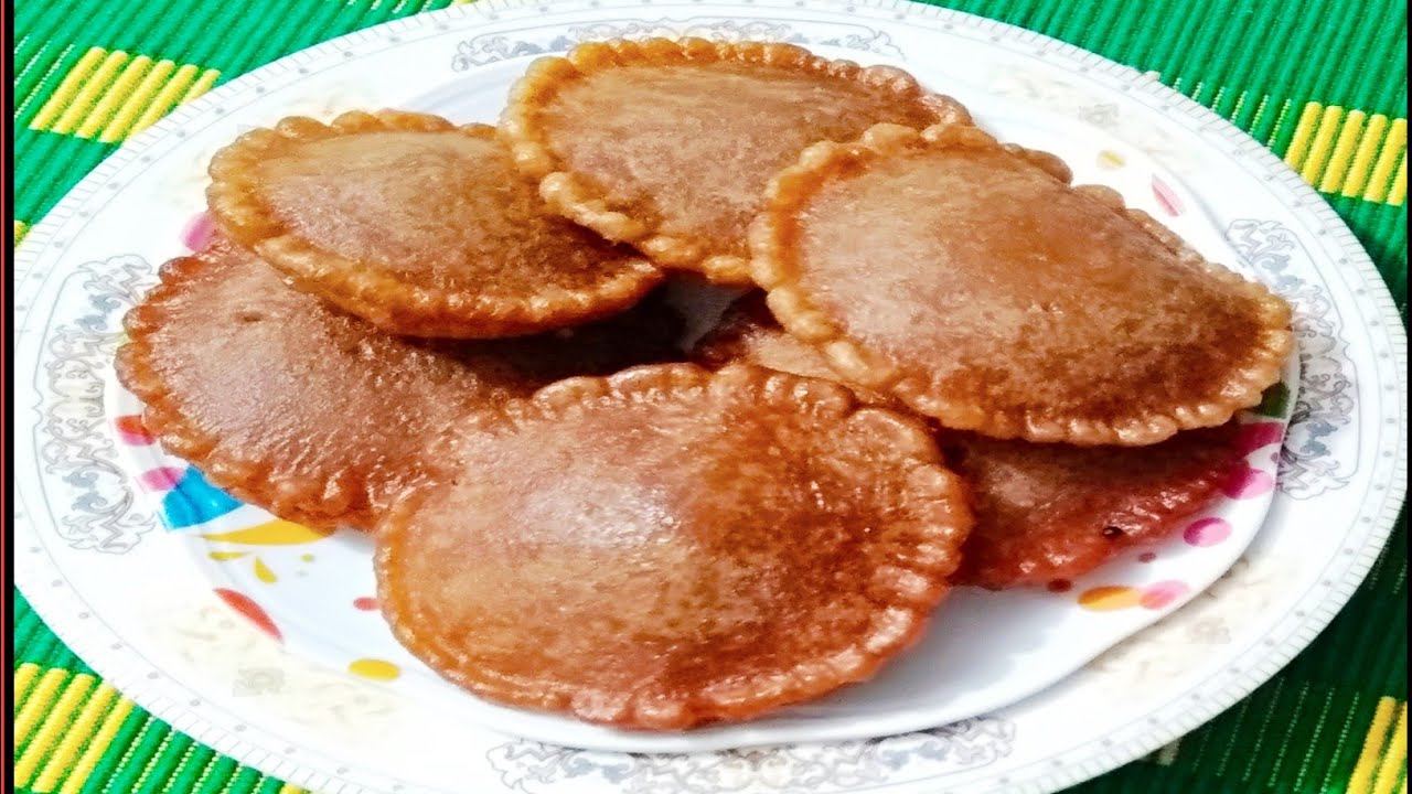 How To Make Teler Pitha || তেলের পিঠার রেসিপি || পোয়া পিঠা || - YouTube