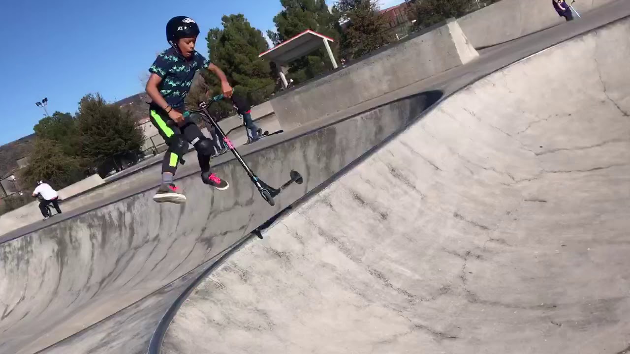 Ben Beitler Tailwhip over Spin and 360 out of Bowl - YouTube