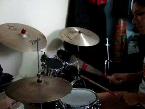 Bateria by Roberta Kelly